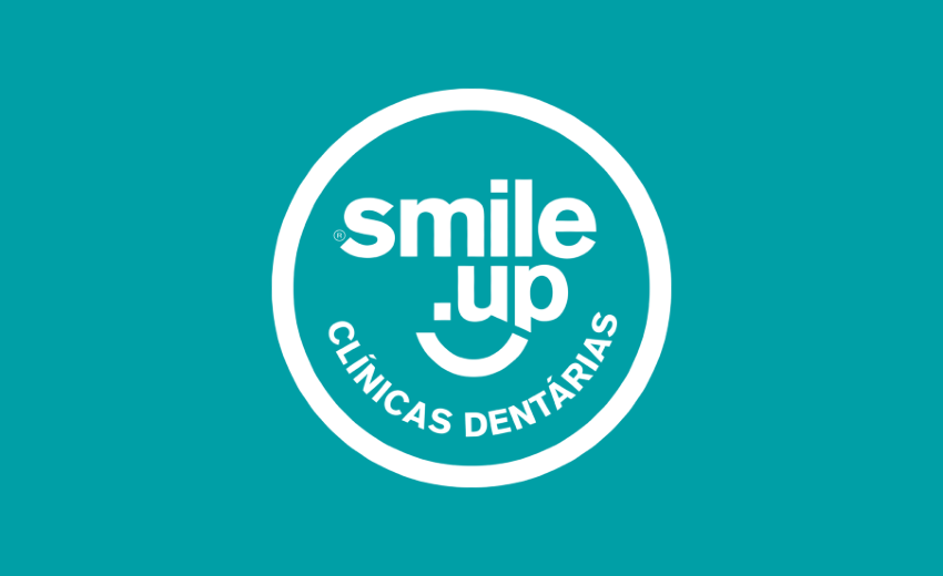 Smile.Up Clínicas Dentárias tem vagas de emprego em várias áreas